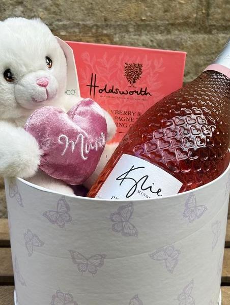 Mum White Bear Hamper